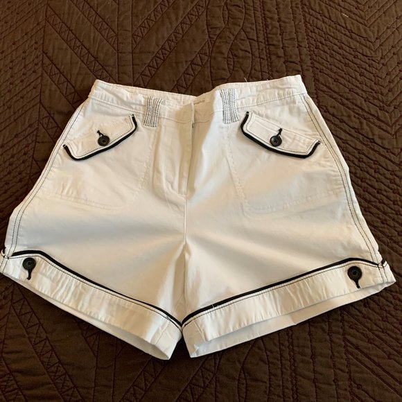 Dress Barn | Shorts | Dress Barn Womens White Shorts Size 6 | Poshmark